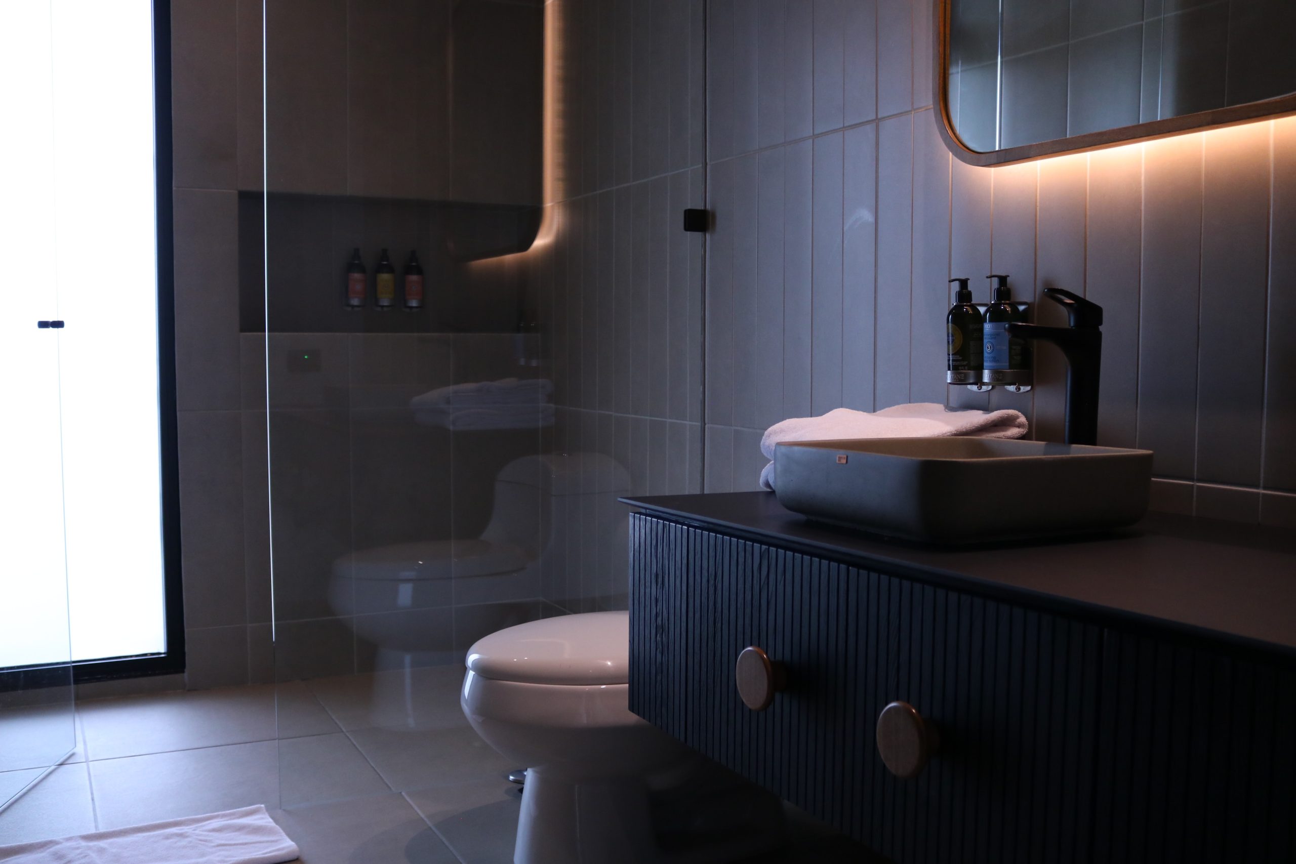 Toilets | Modern Designs & Quality Materials | Liv fixtures